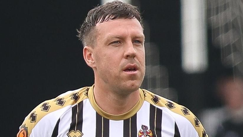 MK Dons add Carl Magnay to first-team coaching staff - BBC Sport