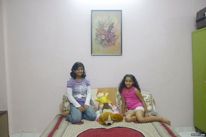 In pictures: An Indian middle-class family - BBC News