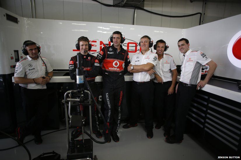 In pictures: F1 drivers behind the camera - BBC News