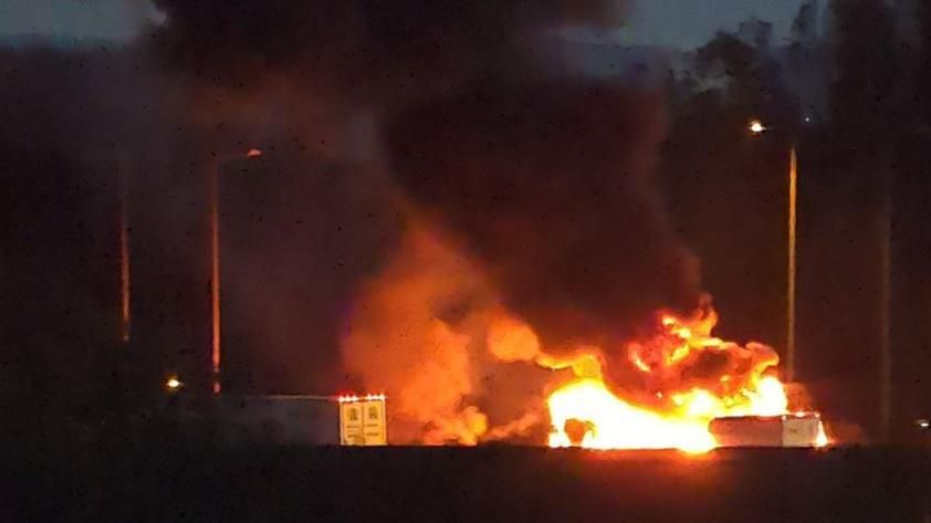 Rochester: Long delays on motorway after fire - BBC News