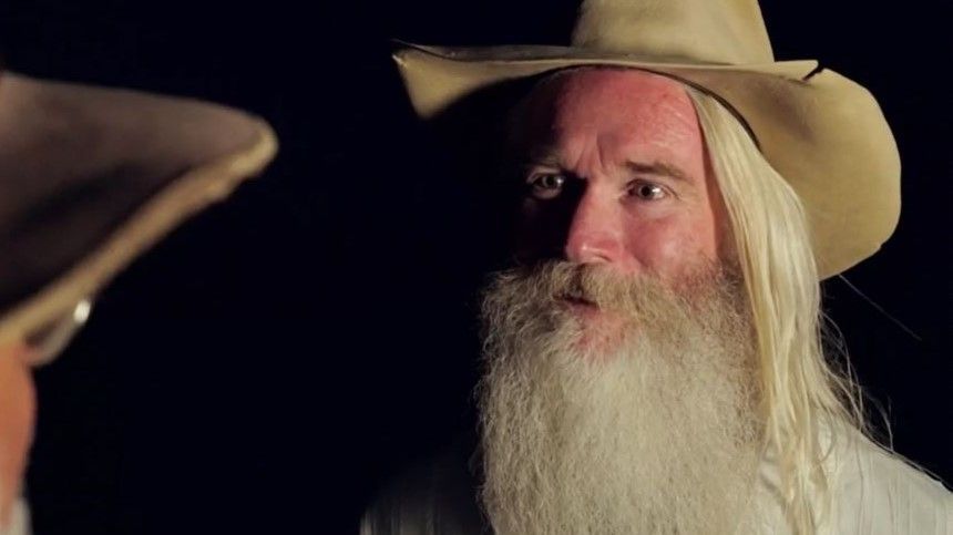 Greg Quicke: Australia's 'Space Gandalf' astronomer dies aged 62 - BBC News