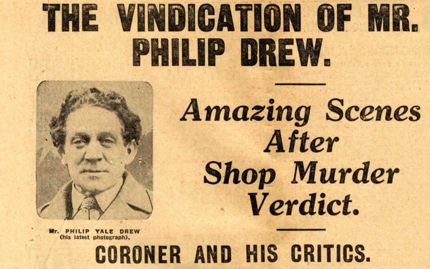 Murdered Reading tobacconist's family welcome new play - BBC News