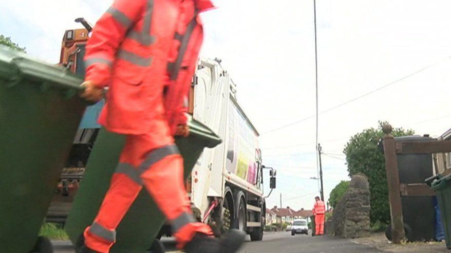 Asbestos in Grimsby garden bin caused health risks to crew - BBC News