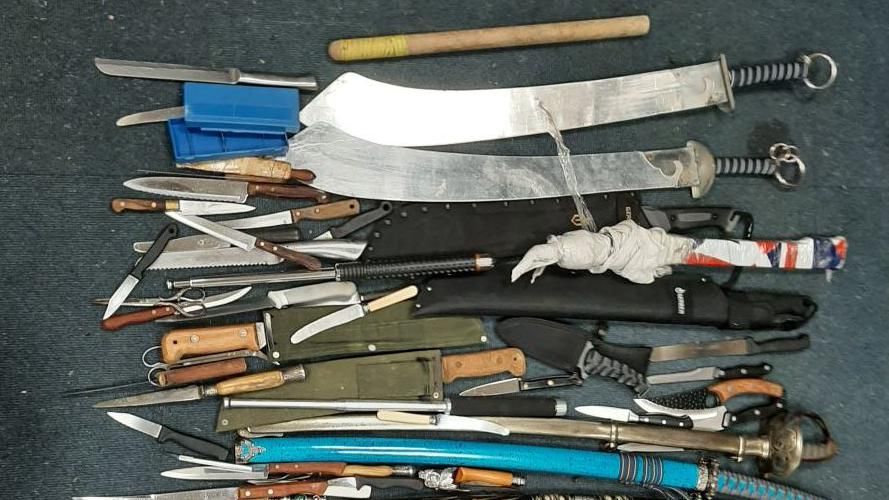 Hundreds of knives recovered in week-long West Mercia operation - BBC News