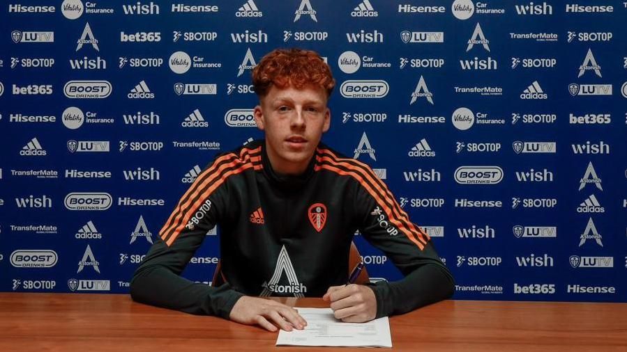 Leeds: Connor Ferguson signs first deal - BBC Sport