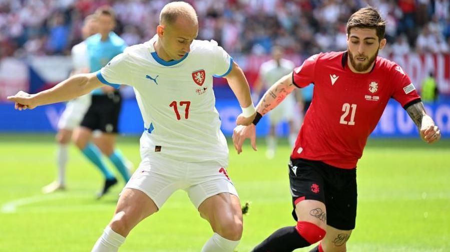 Rangers sign Wolfsburg winger Vaclav Cerny on loan - BBC Sport