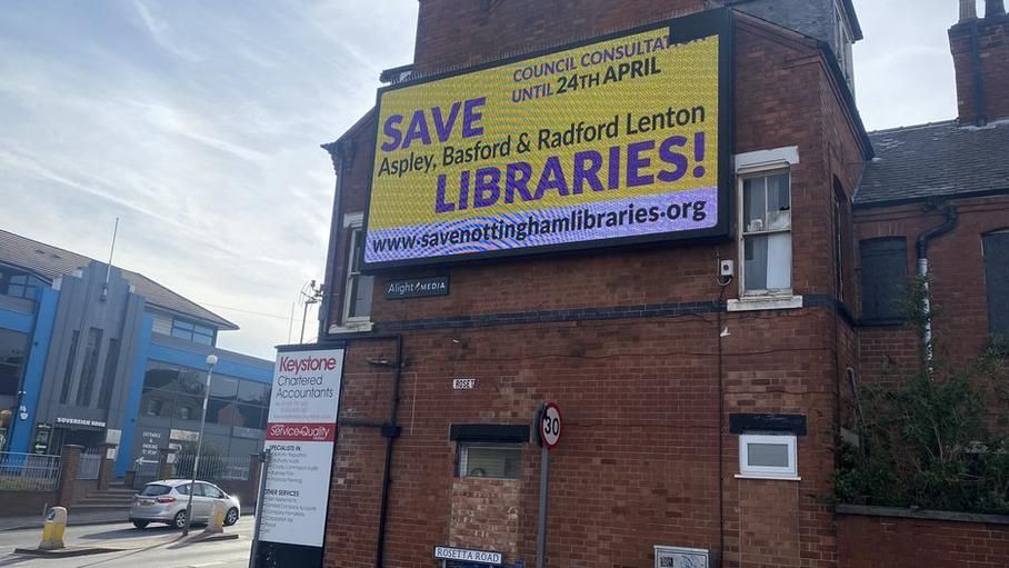 Opening times cut in plan to save three Nottingham libraries - BBC News