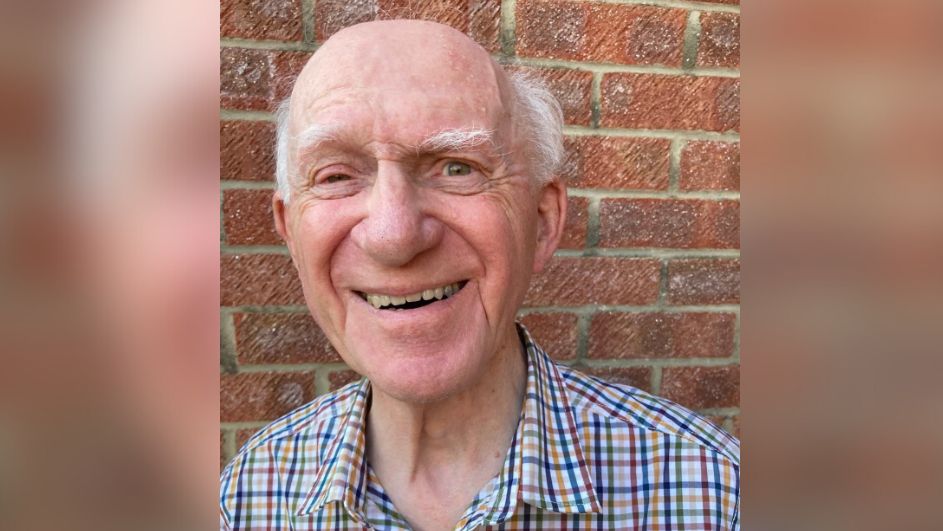 Guernsey evacuee remembers time in Oldham 84 years on - BBC News