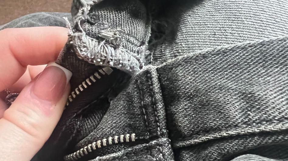 PrettyLittleThing customers upset after account ban over returns - BBC News