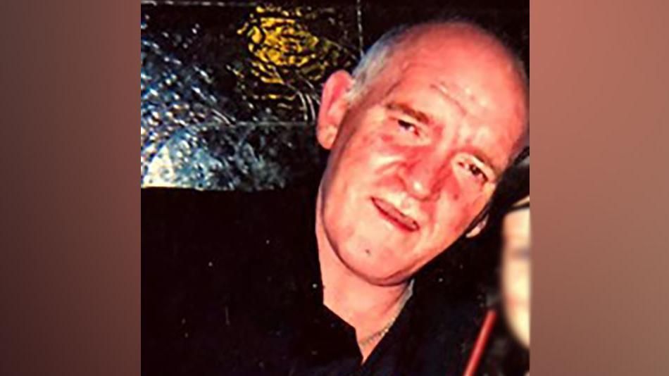 Man accused of murdering Robert Parks found not guilty - BBC News