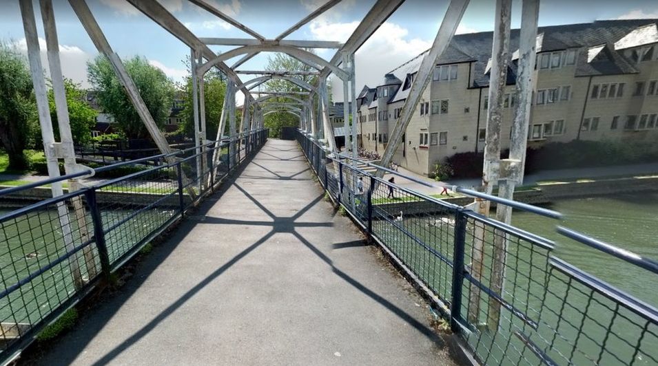 Oxford Gasworks Pipe Bridge repairs under way after two-year closure ...
