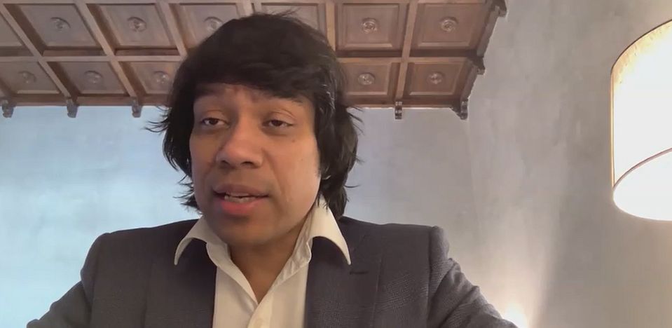 Doctors question science behind blood sugar diet trend - BBC News