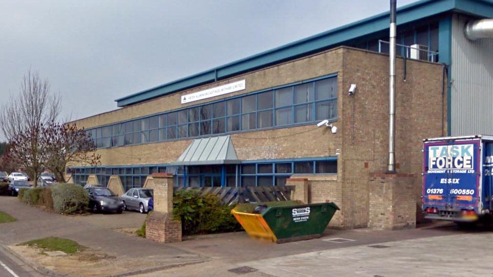 Kidderminster gets 500 jobs from new Amtek Auto foundry - BBC News