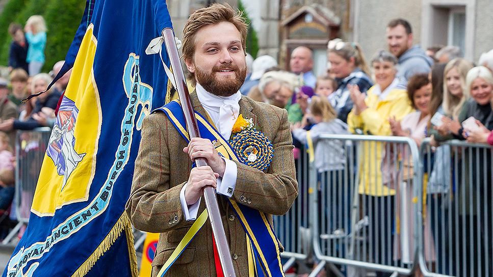 In pictures: Lauder Common Riding - BBC News
