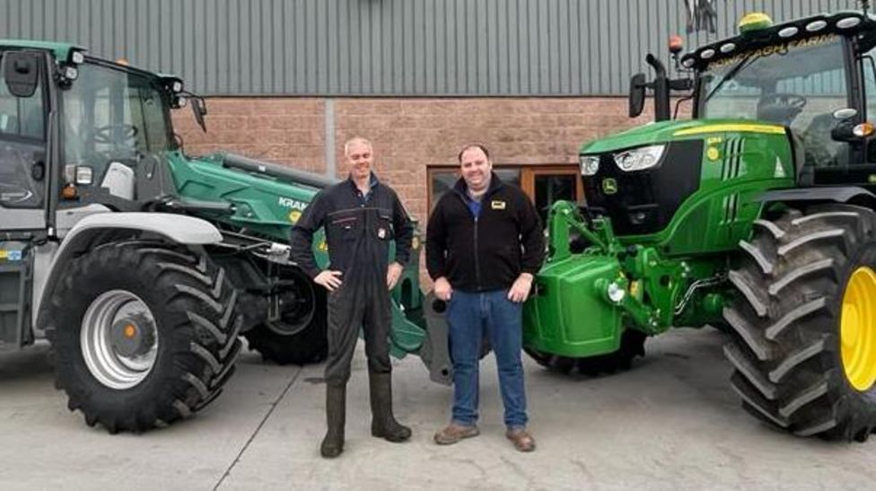 Kircubbin cow rescued from marsh - BBC News