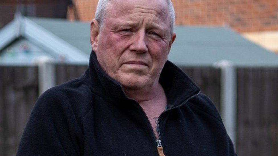 Darrell Meekcom: Man who 'mooned' speed camera cleared of offence - BBC ...