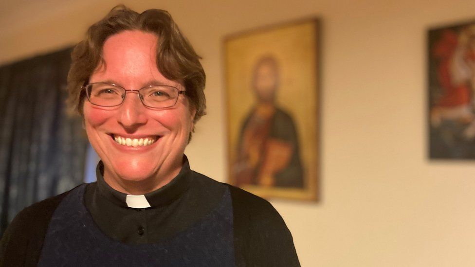 Hayling Island vicar urges more people to take in Ukraine refugees ...