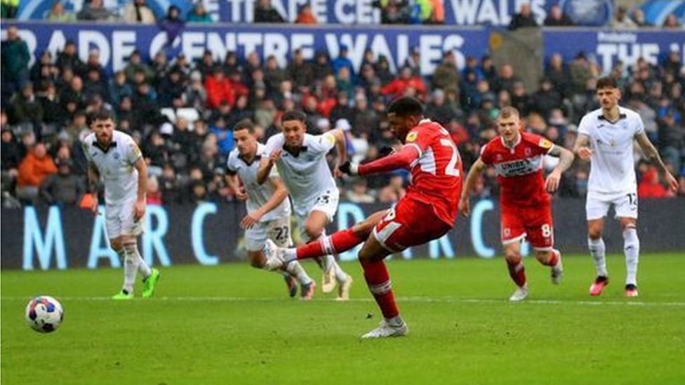 Swansea 1-3 Middlesbrough: Boro narrow gap on top two - BBC Sport