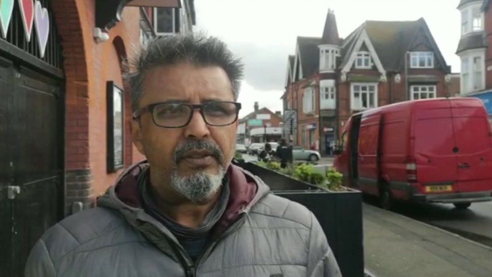 Man attacked after evening prayers at Birmingham mosque - BBC News