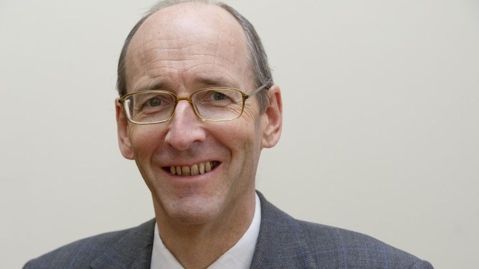 Andrew Tyrie won't take Conservative whip in Lords - BBC News