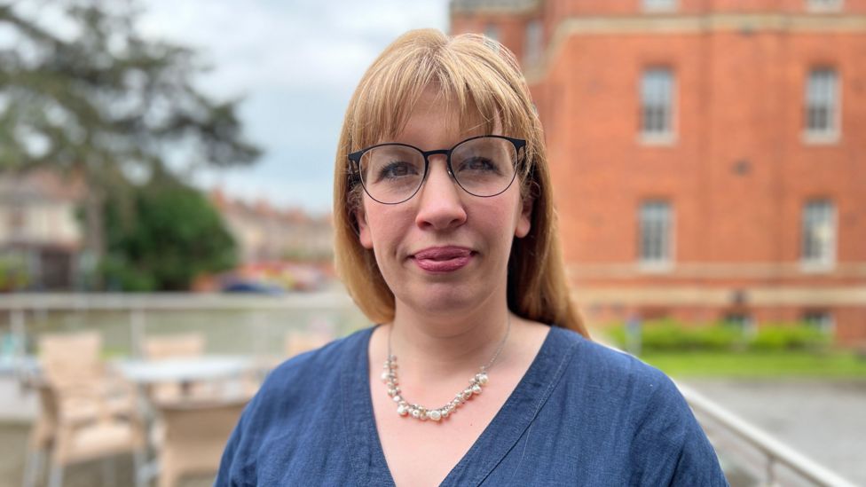 Worcester Woman might not be voting this general election - BBC News