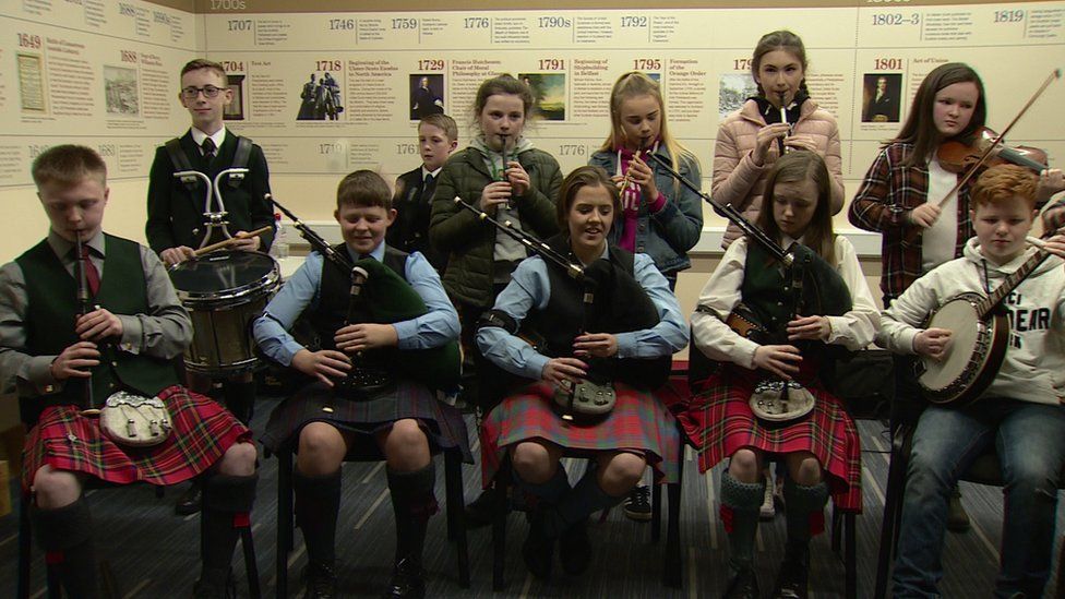 Edward Bunting inspires traditional music remix - BBC News