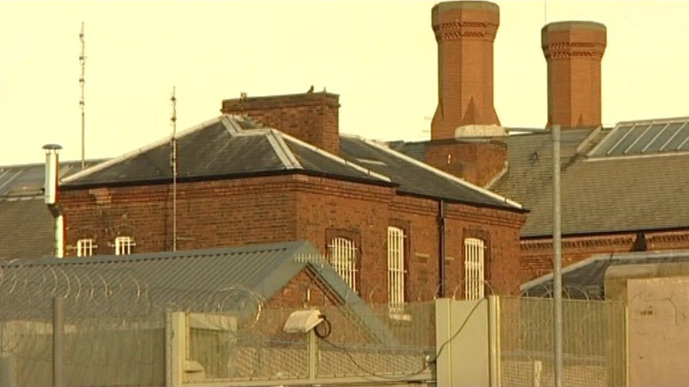 Inmate murder arrest over Nottingham prison death - BBC News