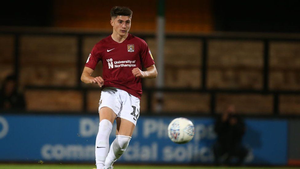 Northampton Town's Pollock hits back over 'harsh' Fifa 20 stats - BBC News