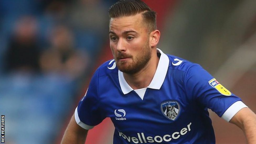 Jordan Lyden: Swindon Town sign former Aston Villa midfielder - BBC Sport