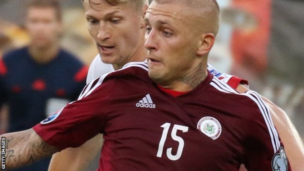Deniss Rakels: Reading sign Latvia striker from Cracovia - BBC Sport