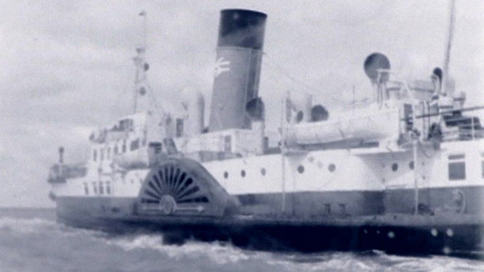 Decaying paddle steamer PS Ryde to be restored - BBC News