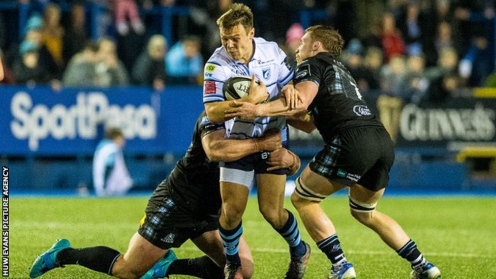 Jarrod Evans: Wales fly-half signs new deal with Cardiff Blues - BBC Sport