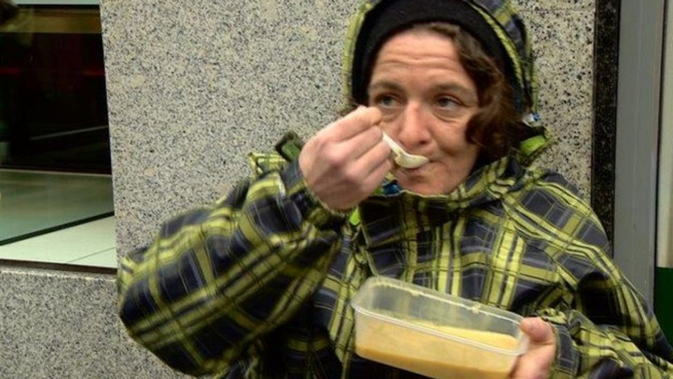 Muslim community helping Aberdeen homeless - BBC News