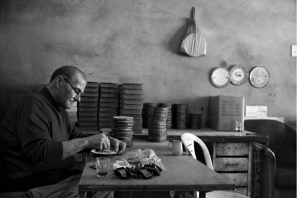 Traditional industries in the West Bank - BBC News