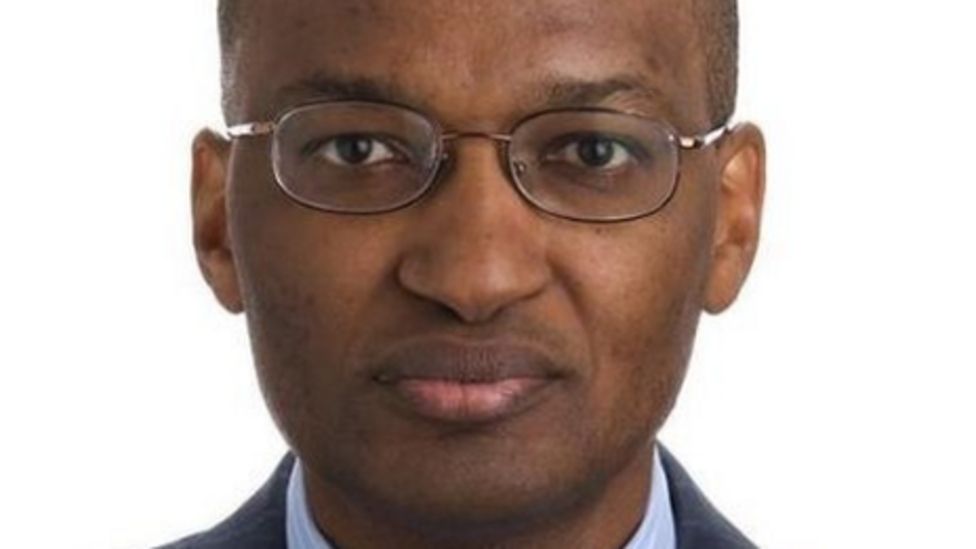Patrick Njoroge: Kenyan bank boss who doesn't want luxury house - BBC News