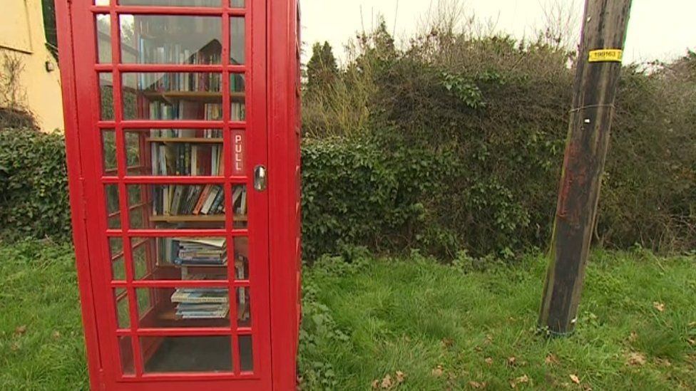 Eleven post boxes stolen in Suffolk in past year, say police - BBC News