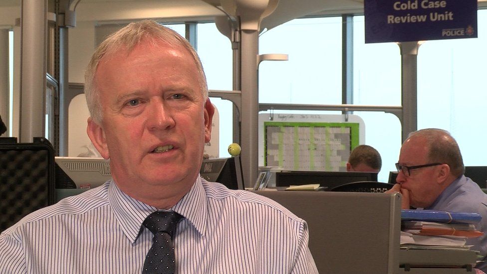 Police determined to identify Angel Meadow skeletal remains - BBC News