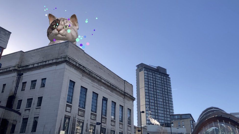 Augmented reality: Pokemon Go-style art trail comes Sheffield - BBC News