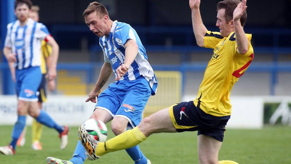 Premiership action caught on camera - BBC Sport