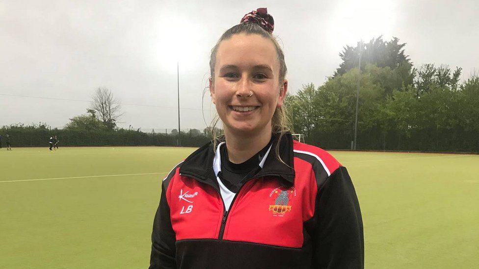 Vaccination: 'Social media can make people hesitant' - BBC News