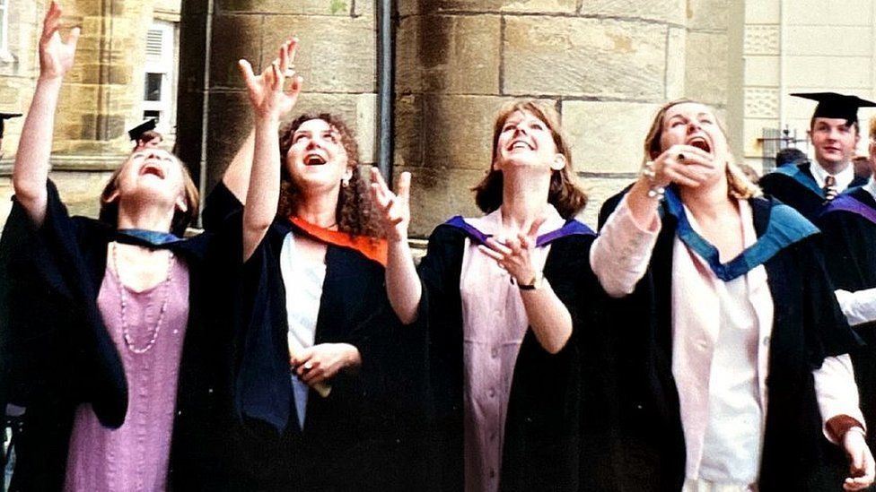 Dathlu 50 mlwyddiant Undeb Myfyrwyr Cymraeg Aberystwyth - BBC Cymru Fyw