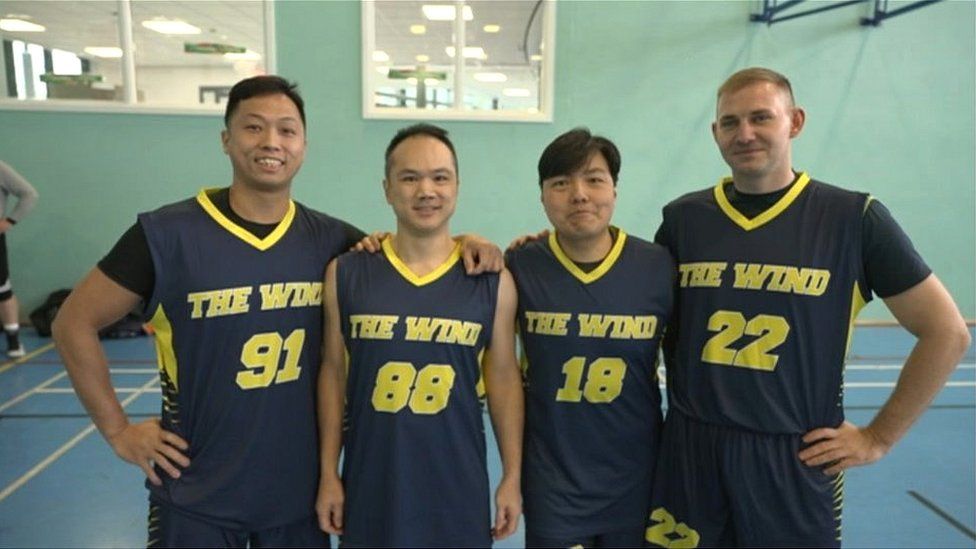 Basketball event brings communities together in West Midlands - BBC News