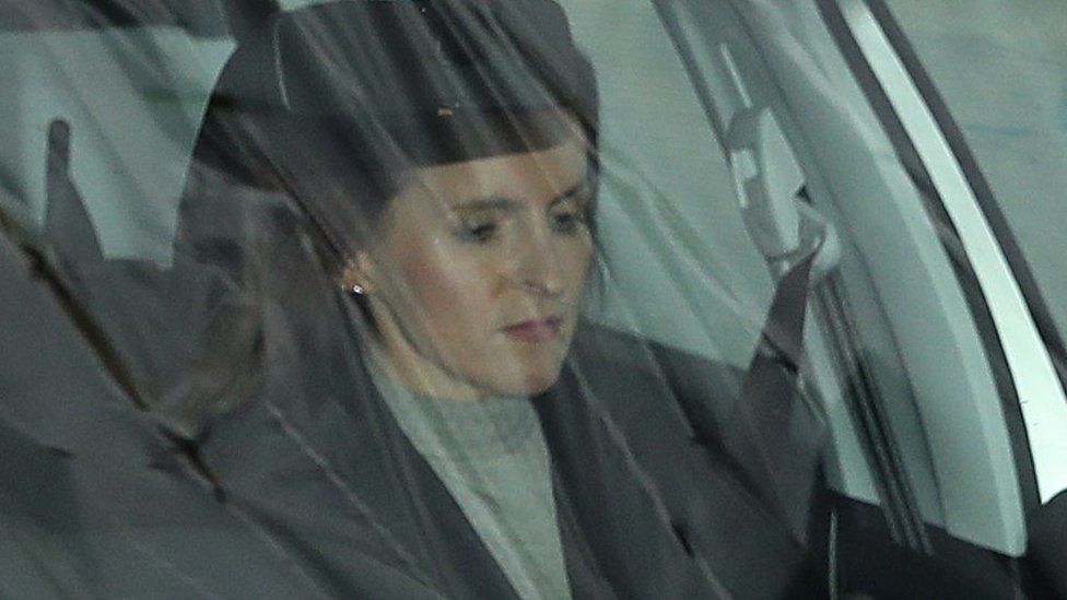 Parachute trial: Wife 'asked did you try to bump me off?' - BBC News