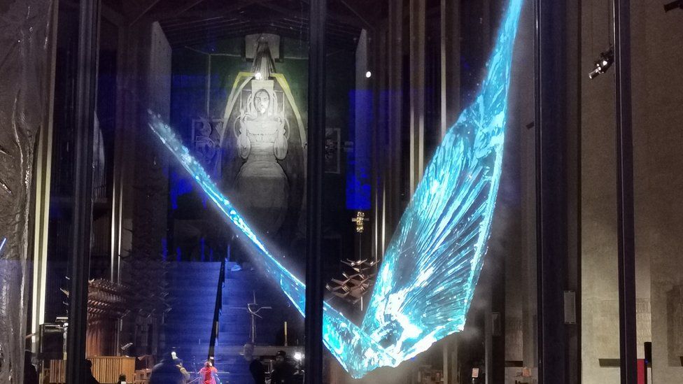 Coventry Cathedral: Artists invited to apply for broken window ...