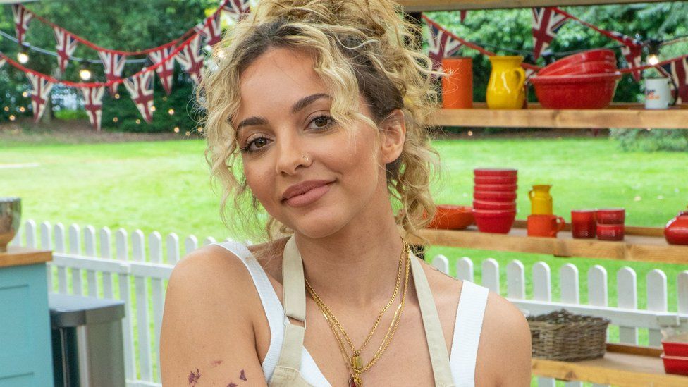 Junior Bake Off Final 2021: Reece takes home the trophy - BBC Newsround