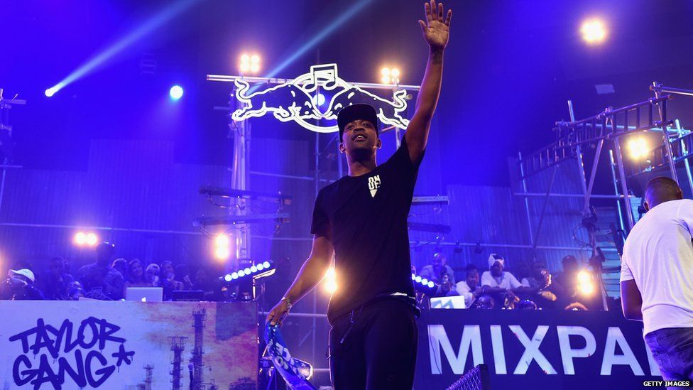 Wiley tweets he's scrapping his album, then changes his mind - BBC News