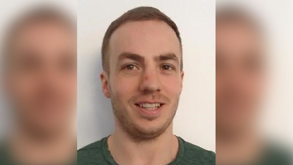 Drug smuggler Daniel Dobbs gets longer sentence after capture in Spain ...