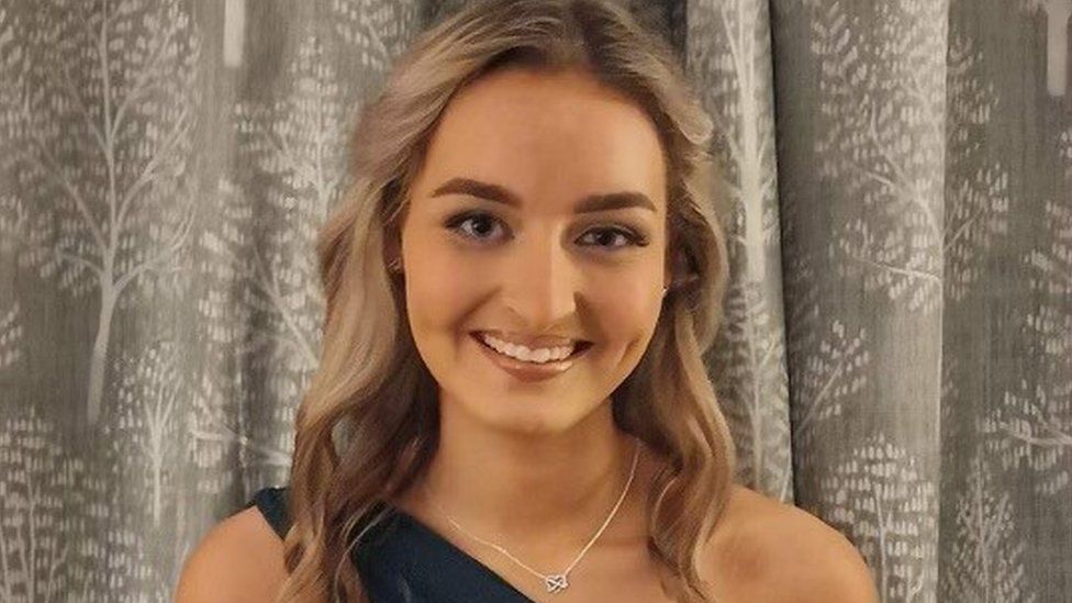 Young carers in Northern Ireland say Christmas is even more of a struggle - BBC News