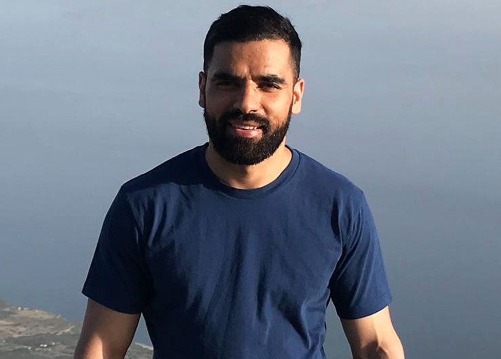 Why British Afghans have fears for their homeland's future - BBC News