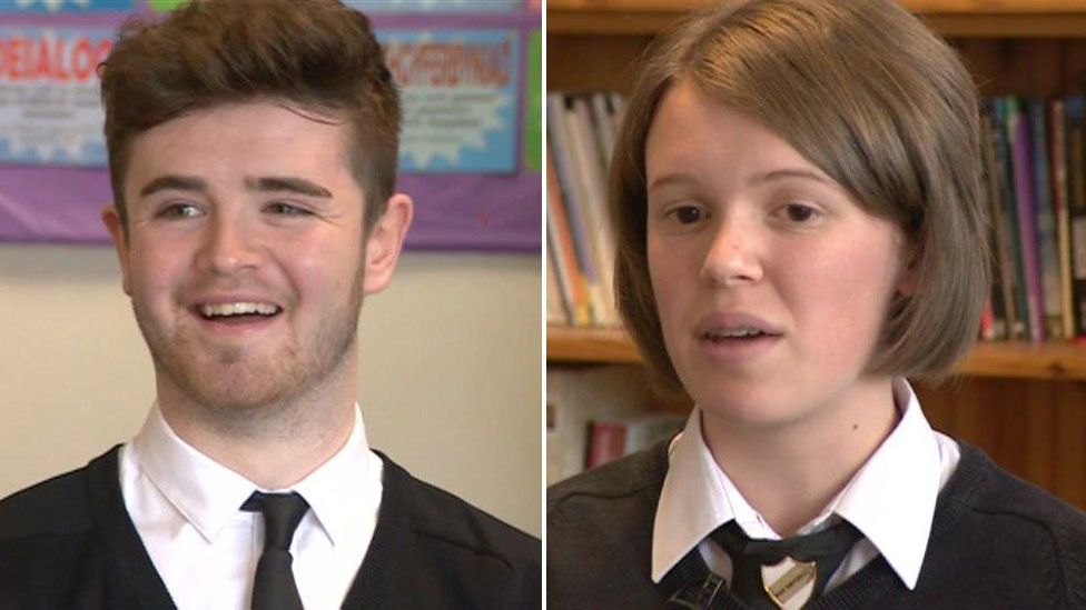 Ex-student loans head's concern over Wales finance shake-up - BBC News